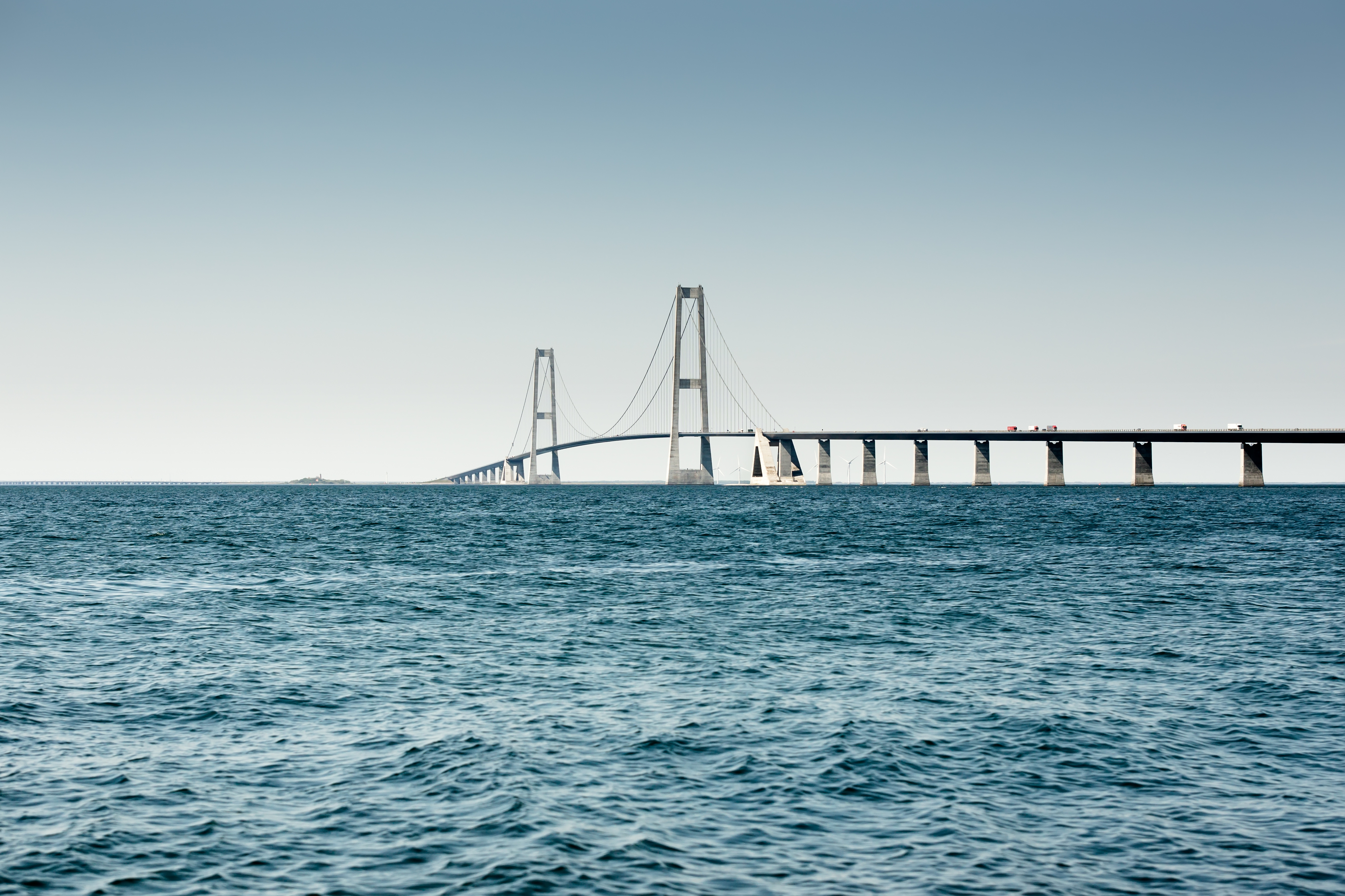 Nu blæser det mindre på Storebæltsbroen | Profiler til vindafskærmning